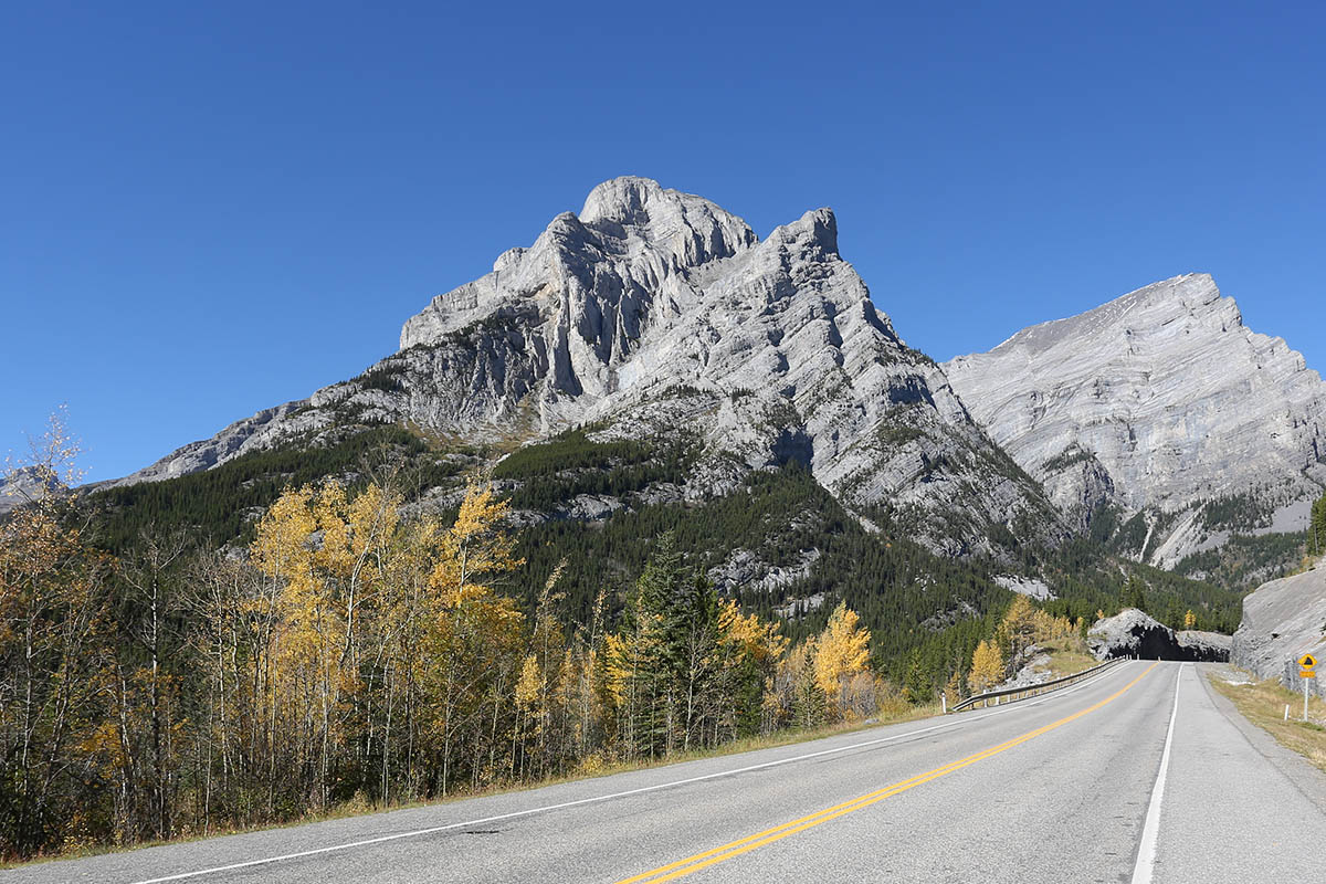 What is Kananaskis Country known for?