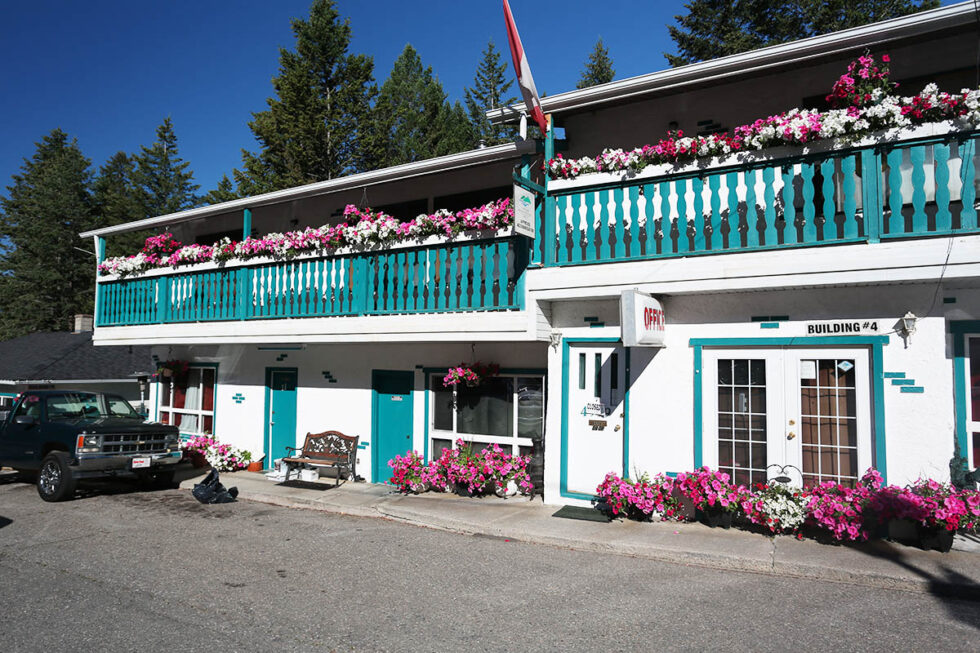 Canadian Rockies Hotels